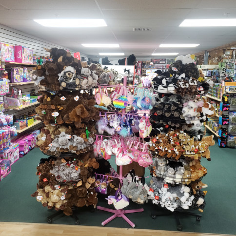 Clothing and Footwear Departments | L.L. Cote